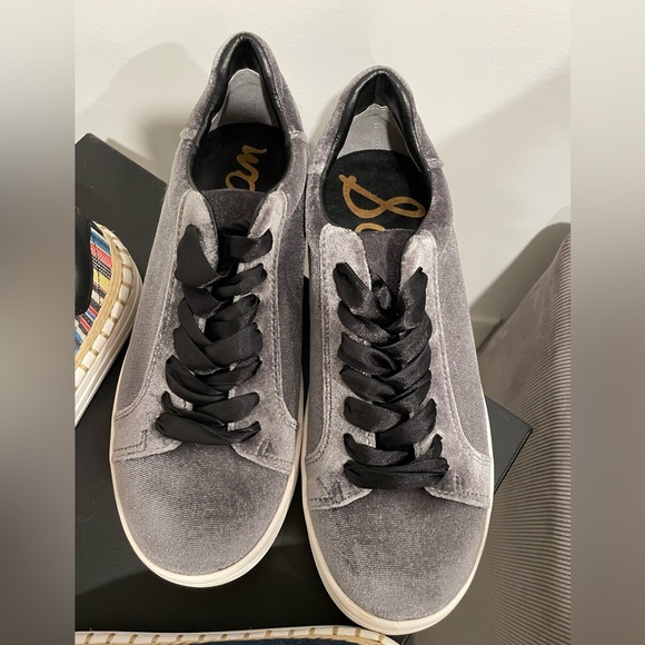 Sam Edelman | Shoes | Sam Edelman Size 5 Marlow Graphite Velour Sneaker ...